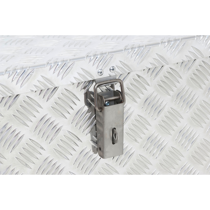 Buy Diamond plate box online