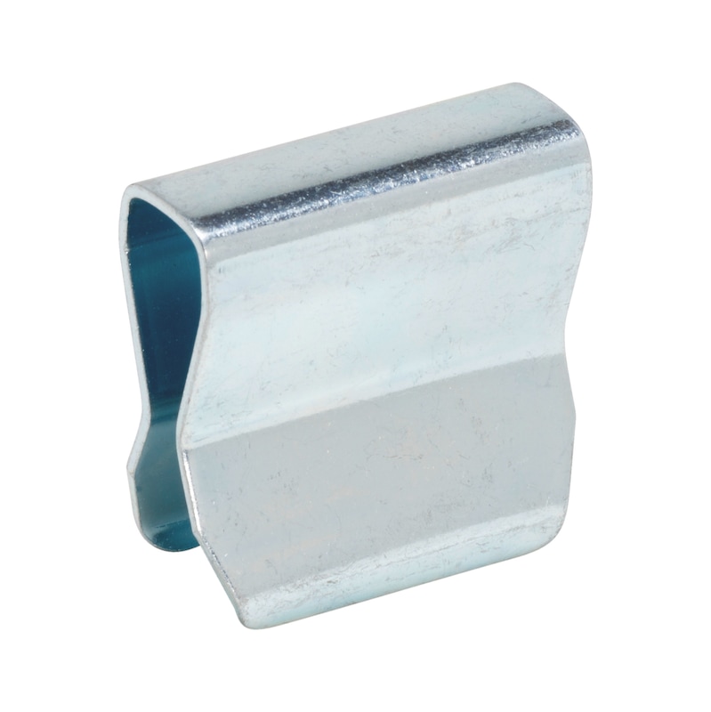 Connecting clip for boltless rack