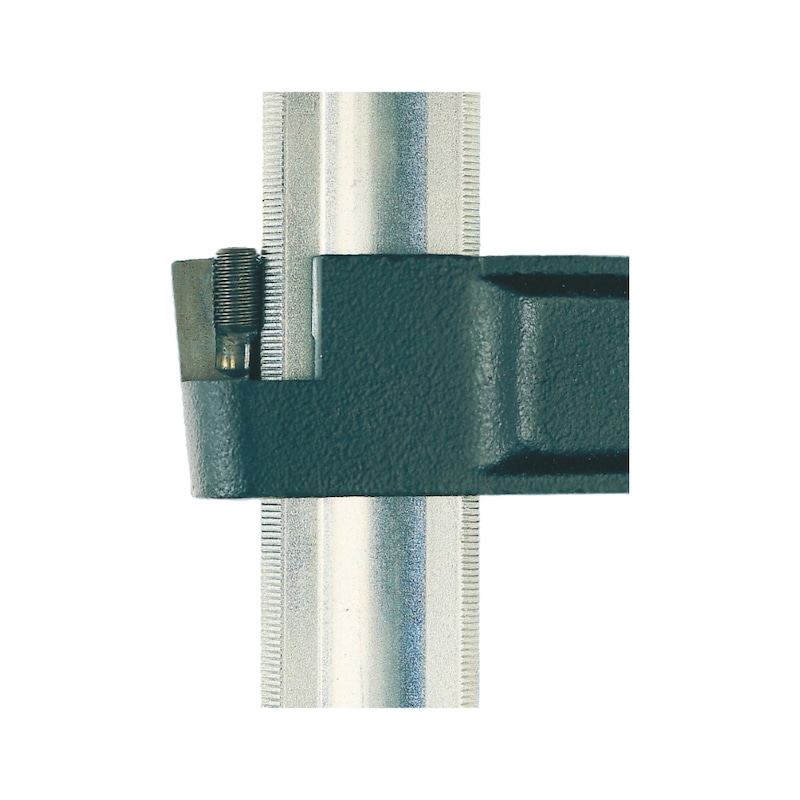 Buy Malleable iron screw clamp with 2C handle online