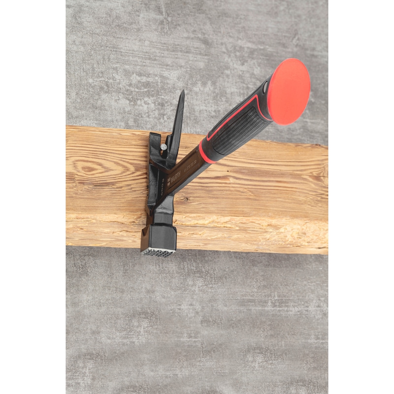 Buy Roofing hammer fully forged online | WÜRTH