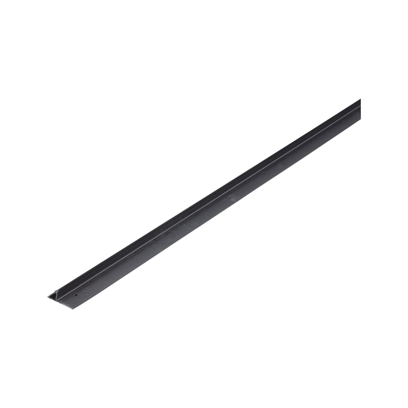 Triangular strip plastic with nailflag