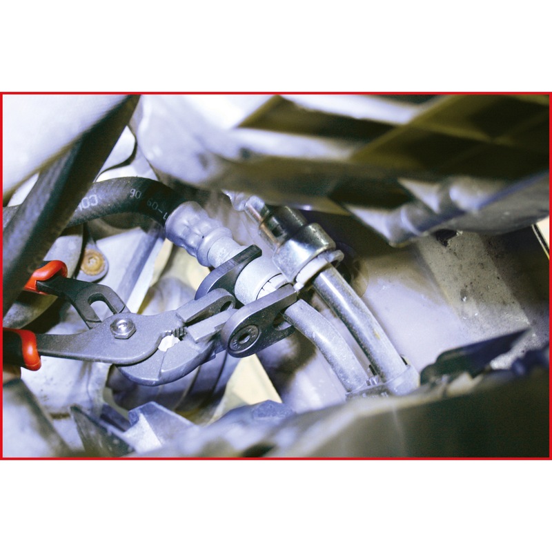 Release pliers for gearbox oil cooler lines