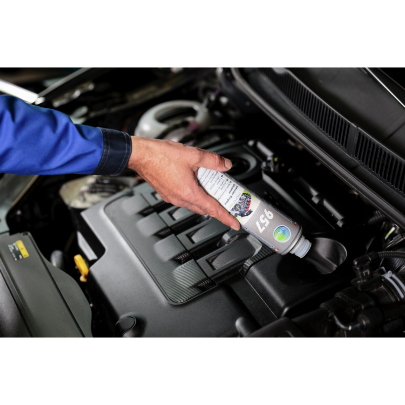 Buy 957 Engine Interior Cleaner online