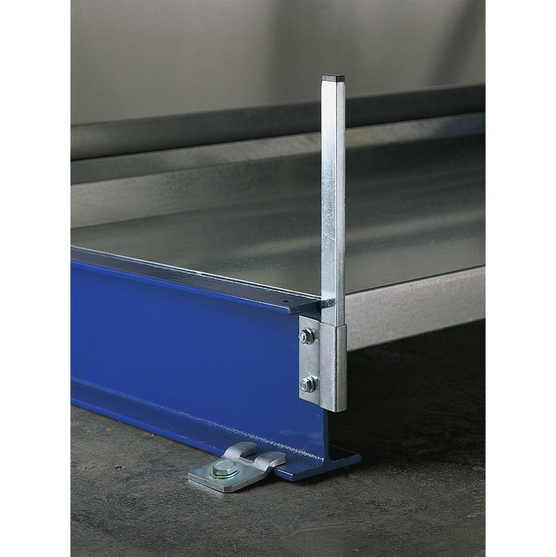 Tige de distributeur pour rayonnage cantilever pour base, complète